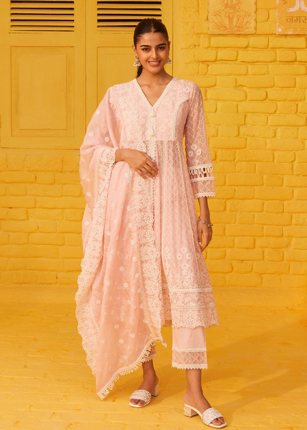 Mulmul Official - Exquisite Indian Wear | Timeless Ethnic Fashion