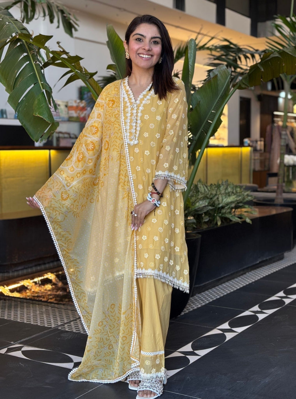 Mulmul Organza Hariette Yellow Kurta With Mulmul Cotton Hariette Yello