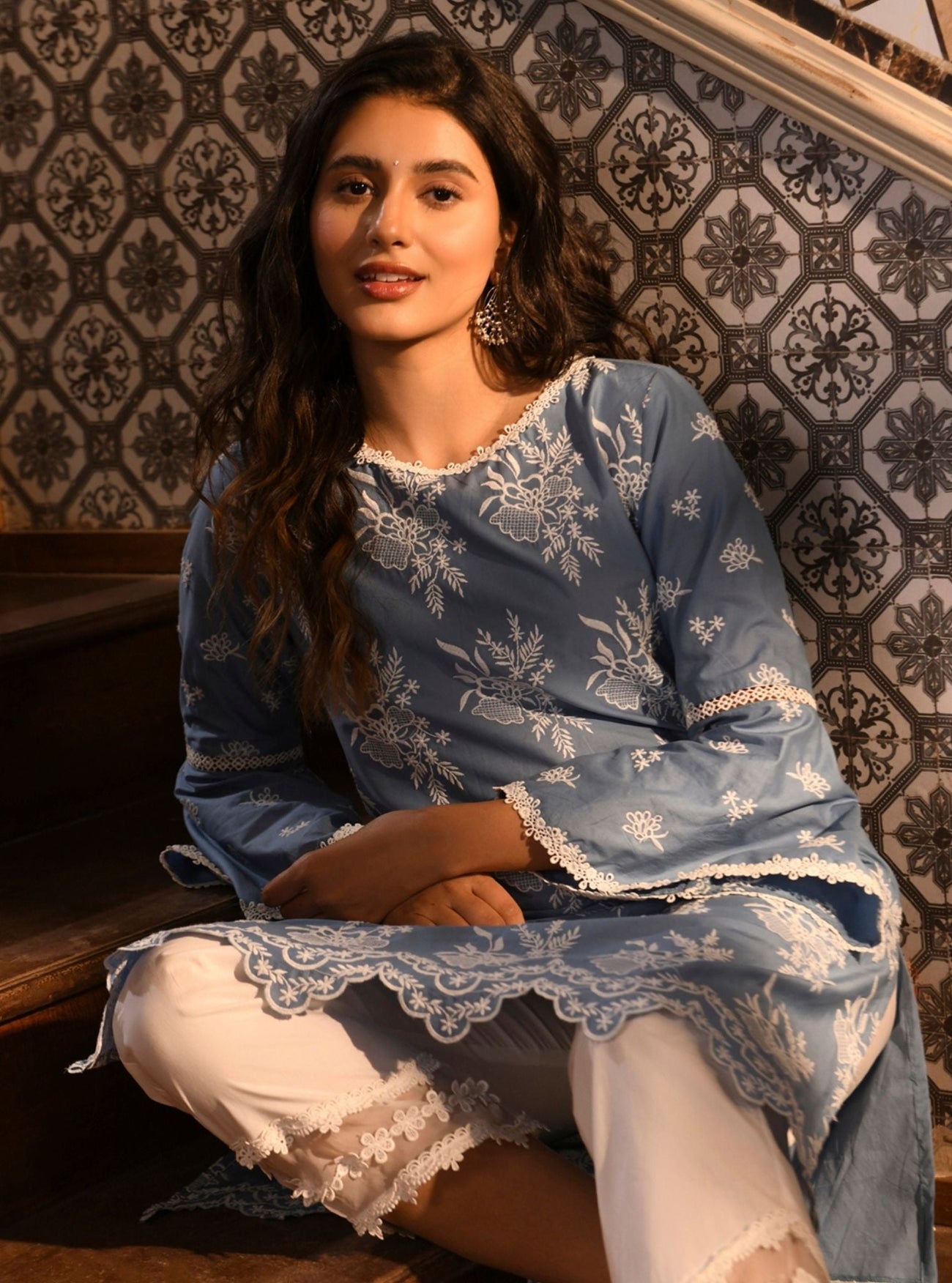 Mulmul Cotton Anisa denim Kurta With Mulmul Cotton Round Hem Organza P