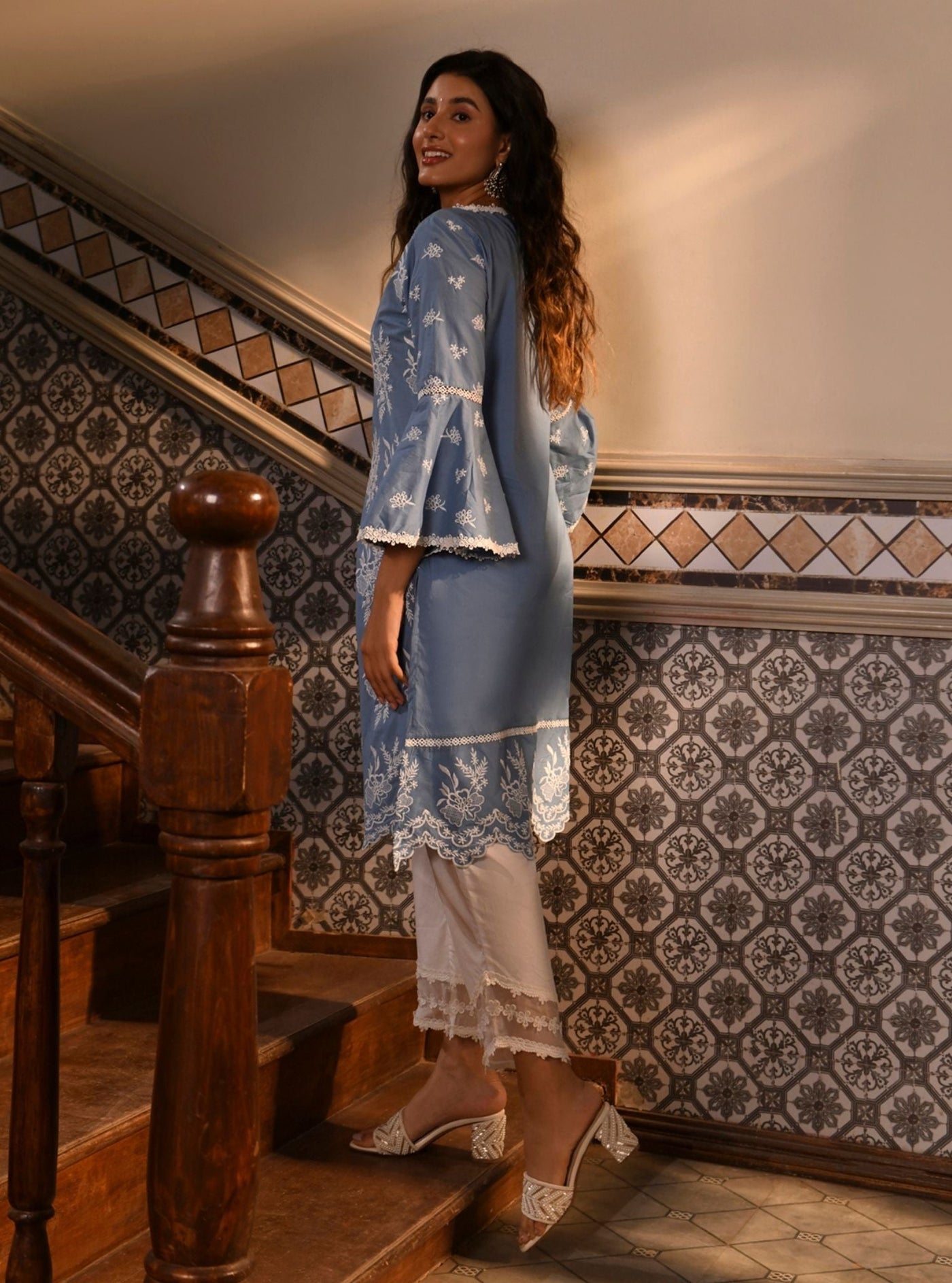Mulmul Cotton Anisa denim Kurta With Mulmul Cotton Round Hem Organza P