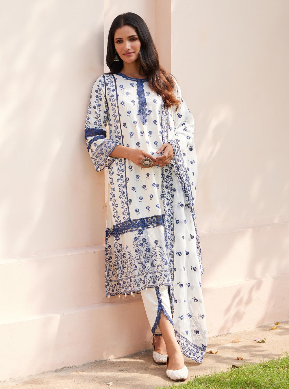 Mulmul Pima Svasti Off white Kurta with Mulmul Pima Svasti Off white P