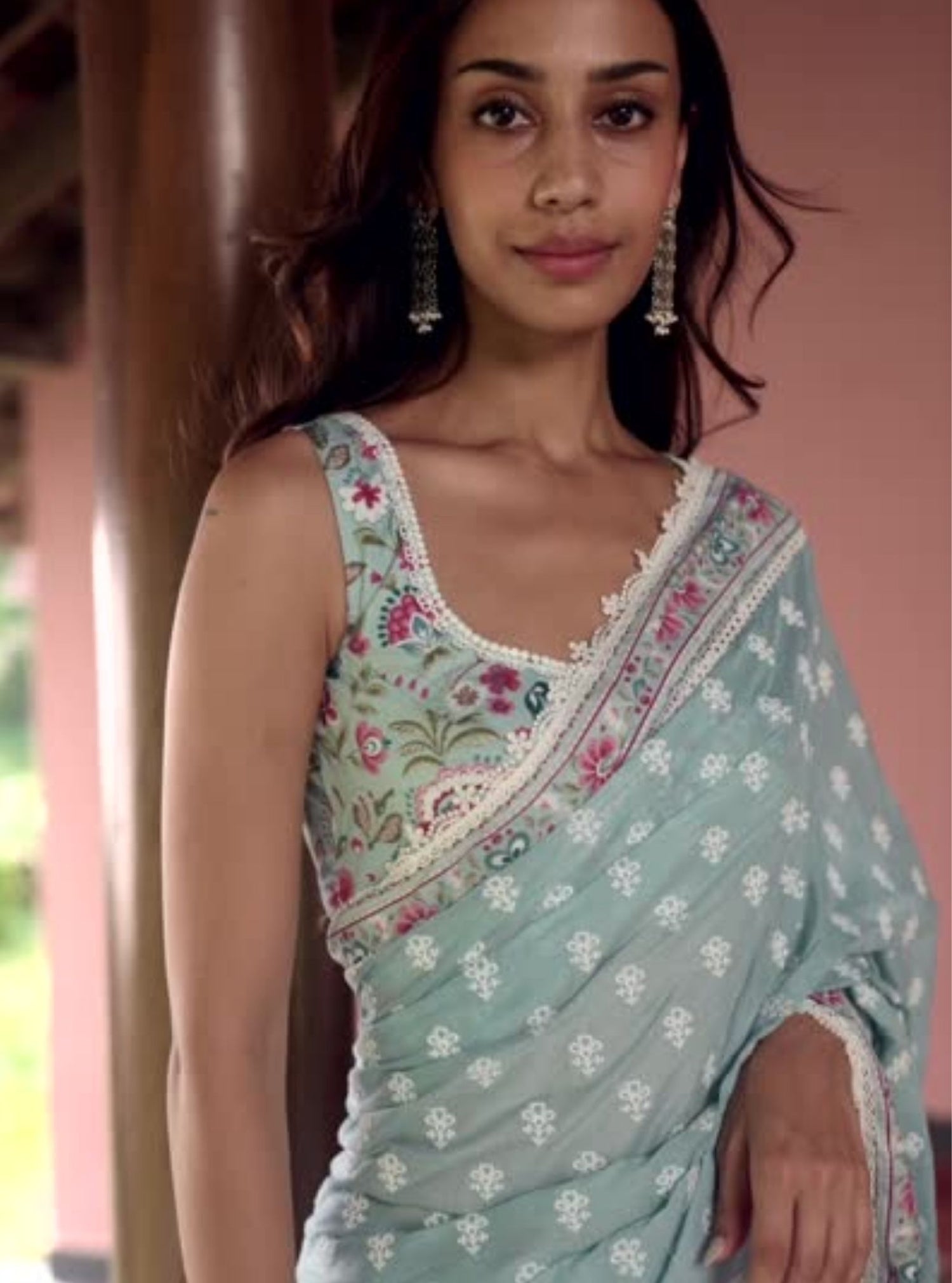 Elegant Designer Sarees - Traditional & Modern Styles | Mulmul