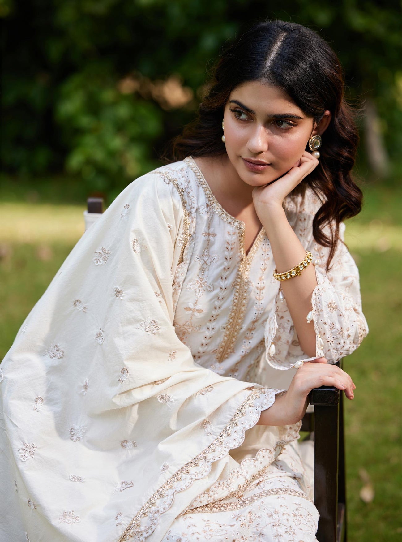 Mulmul Cotton Purvayi Off White Kurta with Mulmul Cotton Purvayi Off W