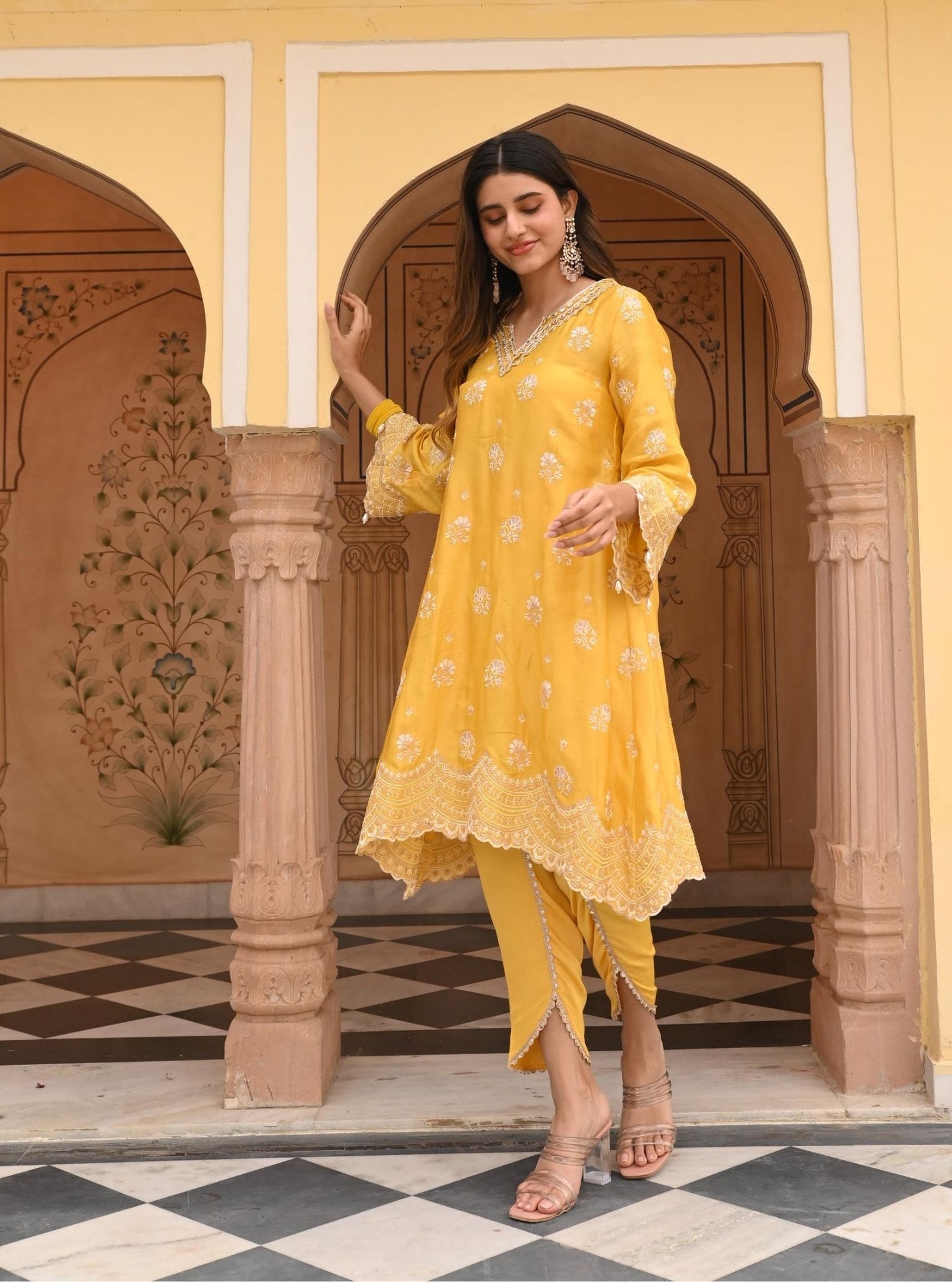 Mulmul Luxe Satin Mehar Yellow Kurta with Mulmul Luxe Satin Mehar Yell