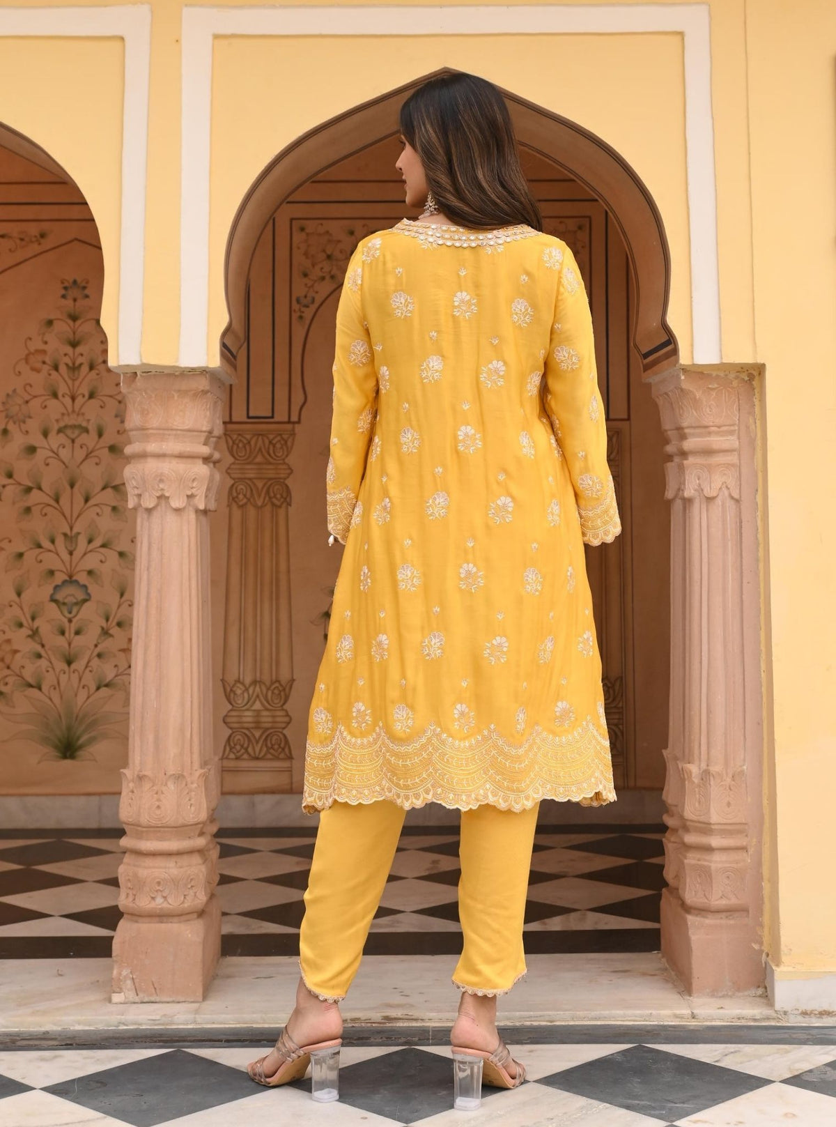 Mulmul Luxe Satin Mehar Yellow Kurta with Mulmul Luxe Satin Mehar Yell