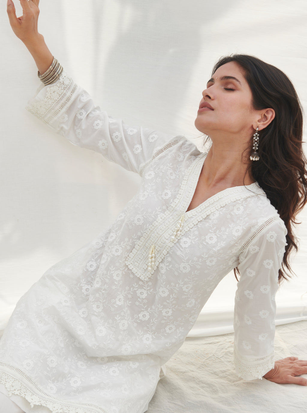 Mulmul Cotton Codli White Kurta With Mulmul Cotton Floral Lace Flared