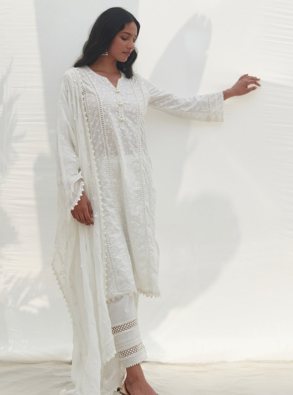 Mulmul Cotton Moira White Kurta With Mulmul Cotton Floral Ladder slim