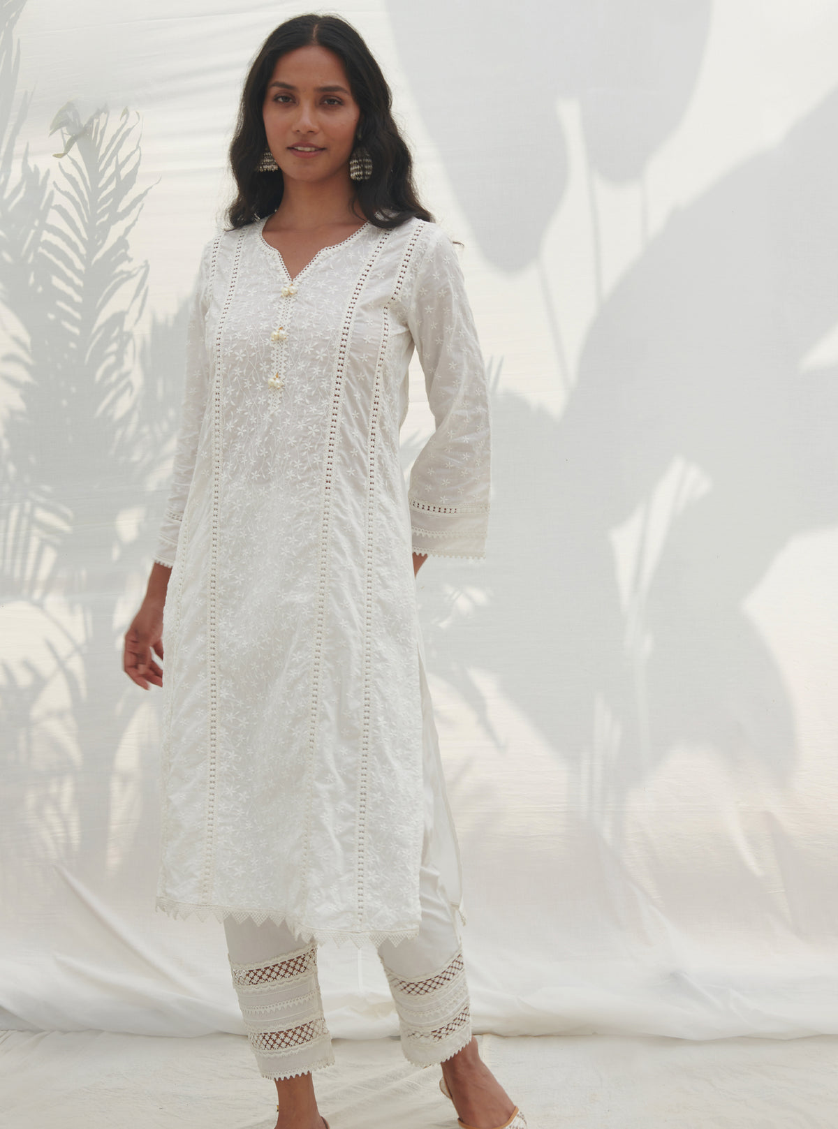 Mulmul Cotton Moira White Kurta With Mulmul Cotton Floral Ladder slim