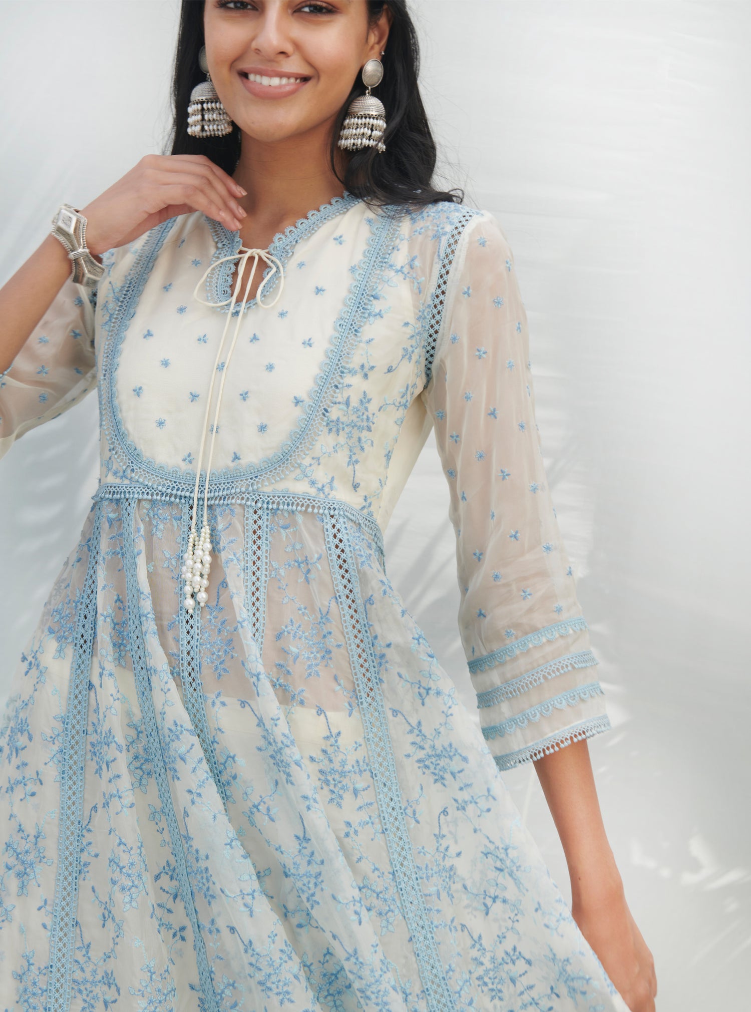Mulmul Organza Anarkali Tisca White Kurta With Mulmul Cotton Tisca Whi