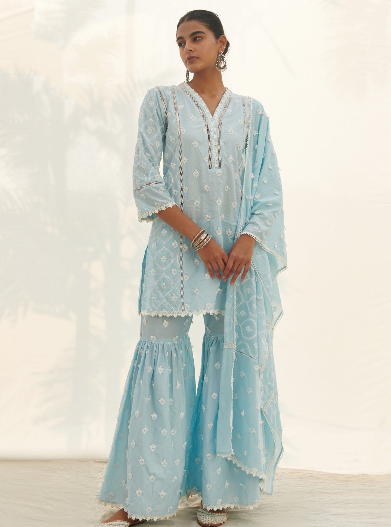 Mulmul Cotton Zarani Blue Kurta With Mulmul Cotton Zarani Blue Garara